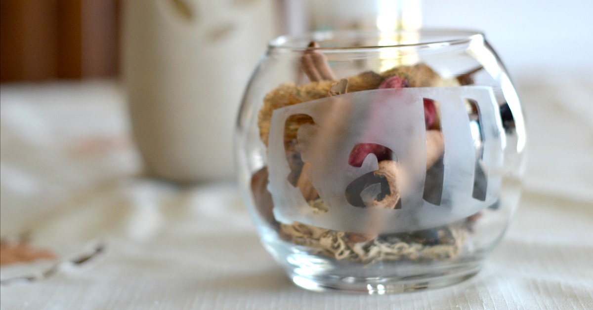 Inexpensive DIY Glass Etching For Fall - Keeping Life Sane