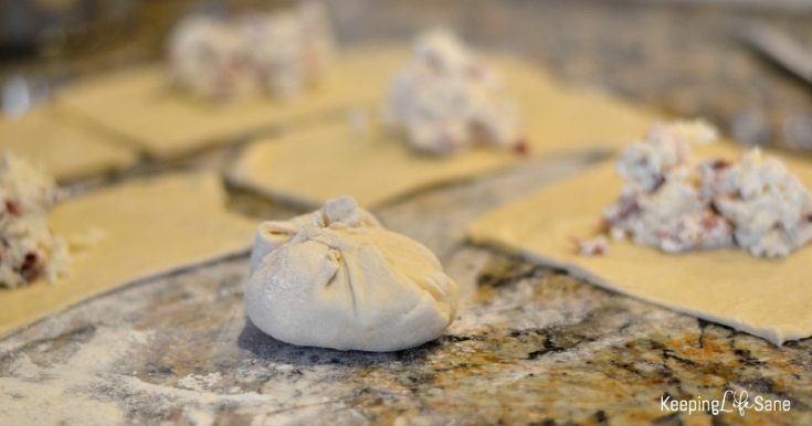 Warm and Gooey Bacon Bombs Recipe for an Easy Appetizer - Keeping Life Sane